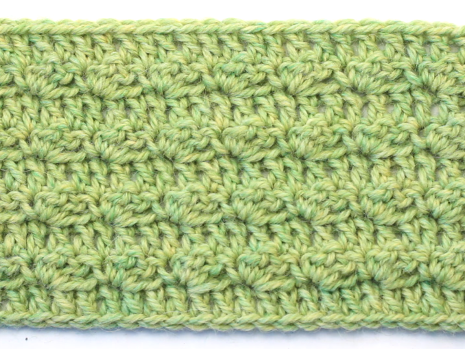 Crochet Wave Afghan - Easy Tutorial + Free Pattern - Crochetaholic