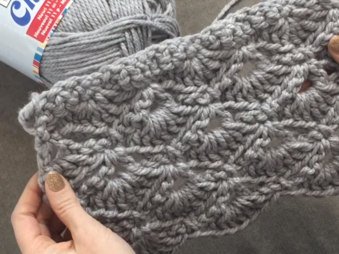 Crochet Wave Afghan - Easy Tutorial + Free Pattern - Crochetaholic